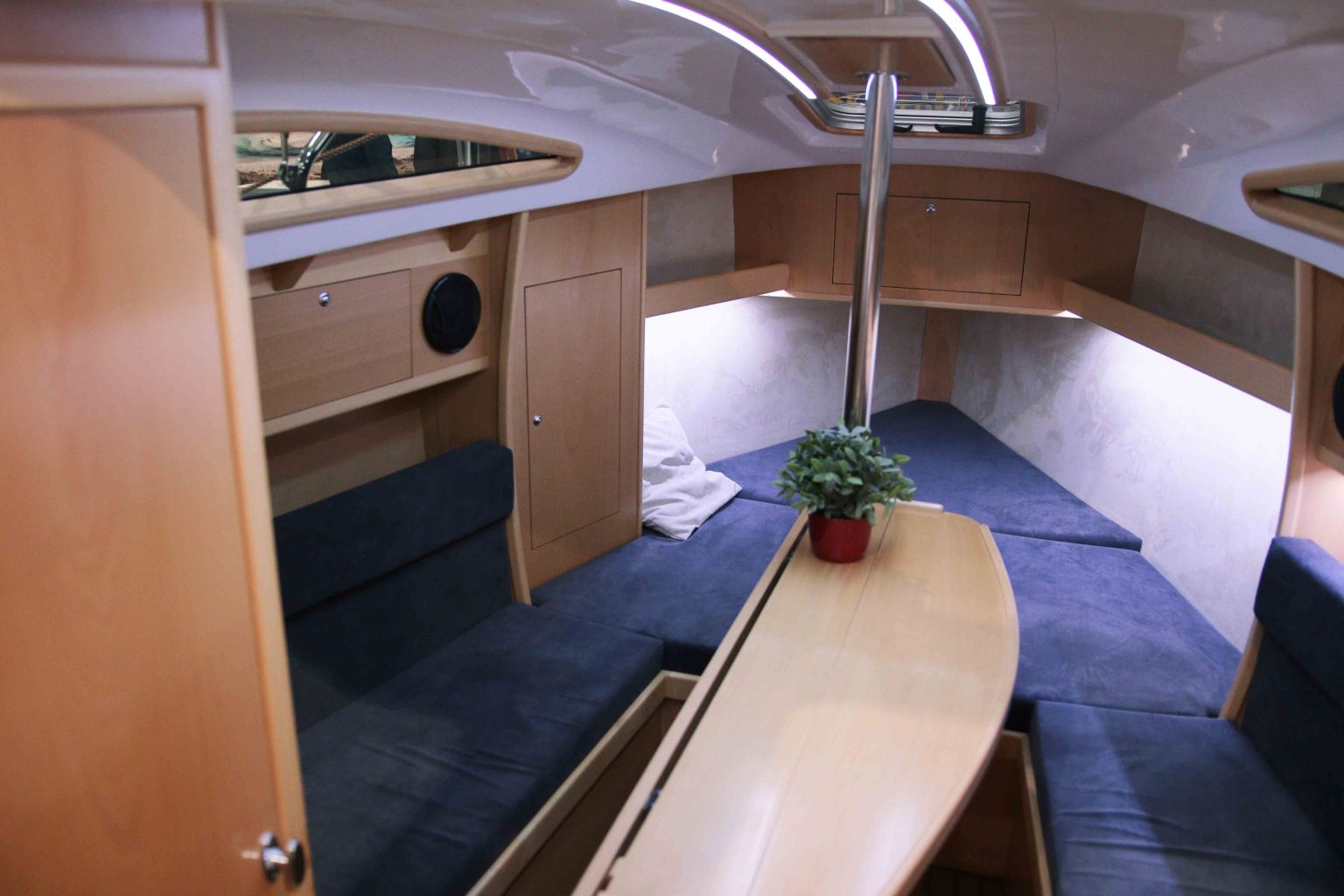 Deltania 22 | Deltania Yachts