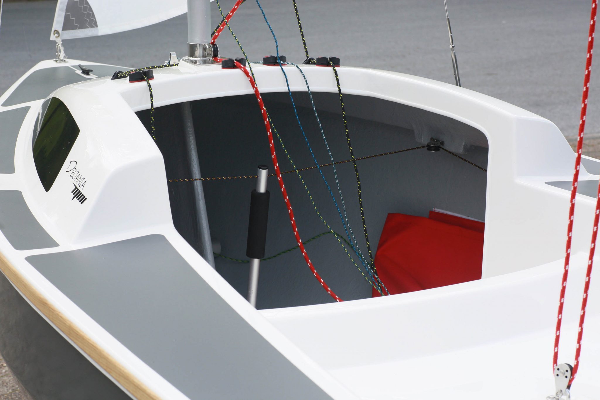 Deltania Mini | Deltania Yachts